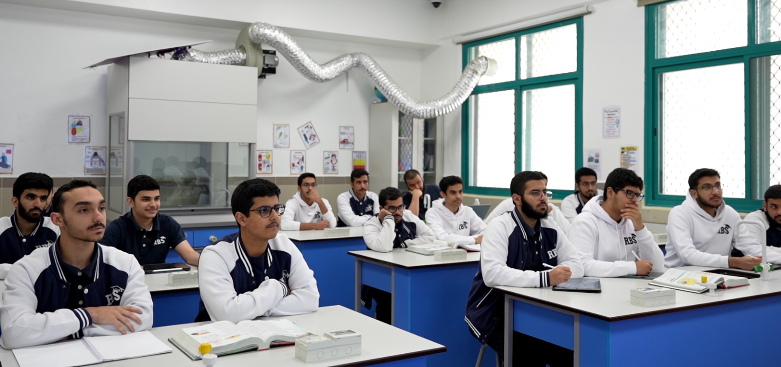Al Ruya Bilingual School - مدرسة الرؤية ثنائية اللغة